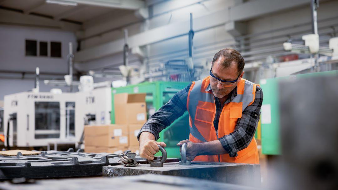 5 benefits of reskilling employees | Employbridge